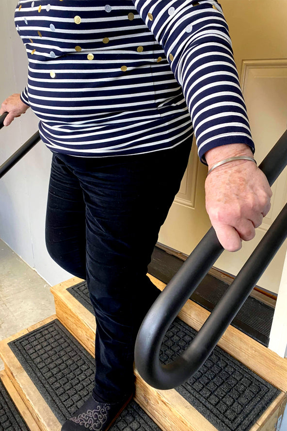 Jamb Mount Handrail — Hold-Tight Handrails